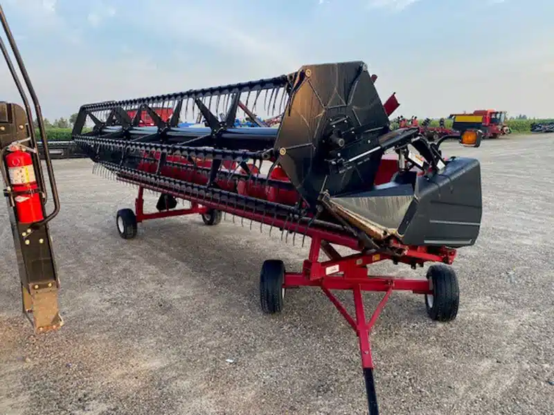 Used 2004 Case IH 1020 Header - Flex | AgDealer