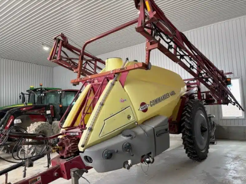 Used 2007 Hardi COMMANDER 4400 Sprayer - Pull Type