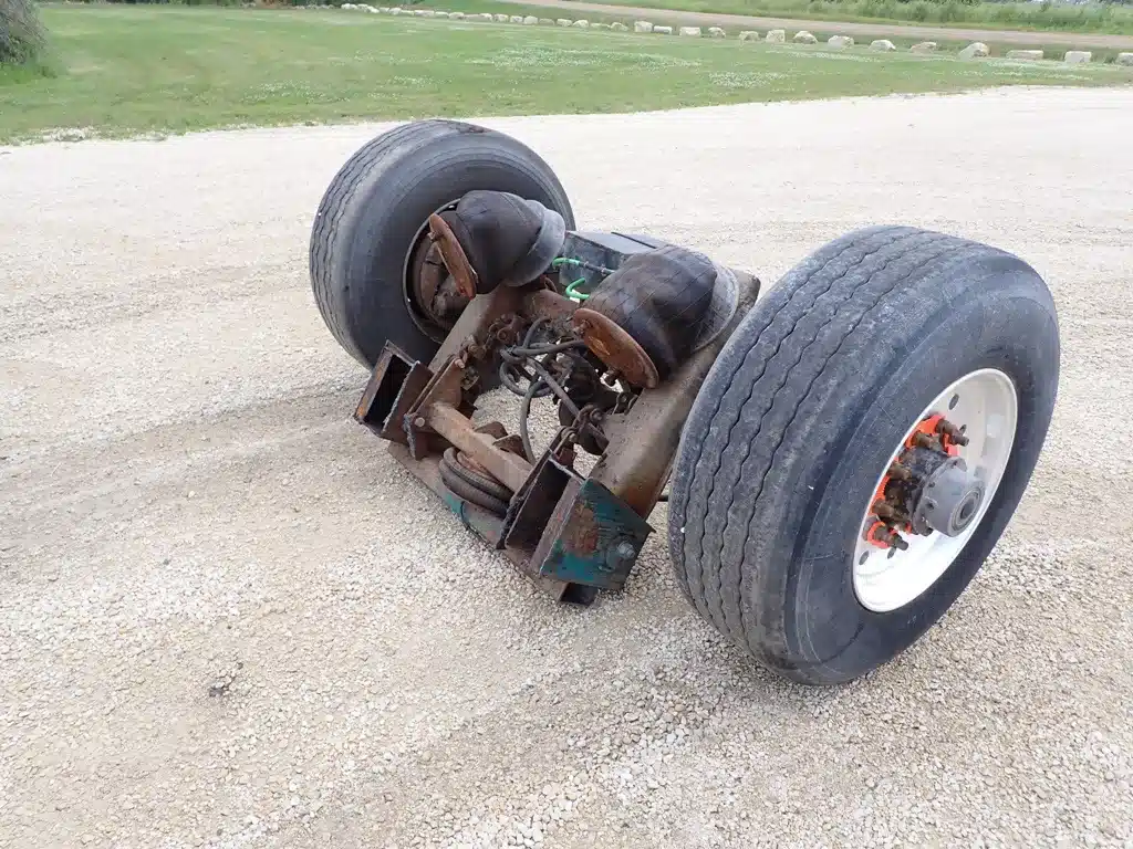 Used Westank SPIF Steerable Lift Axle Rims | AgDealer