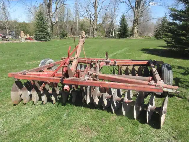 Used Massey Ferguson 520 Disc | AgDealer