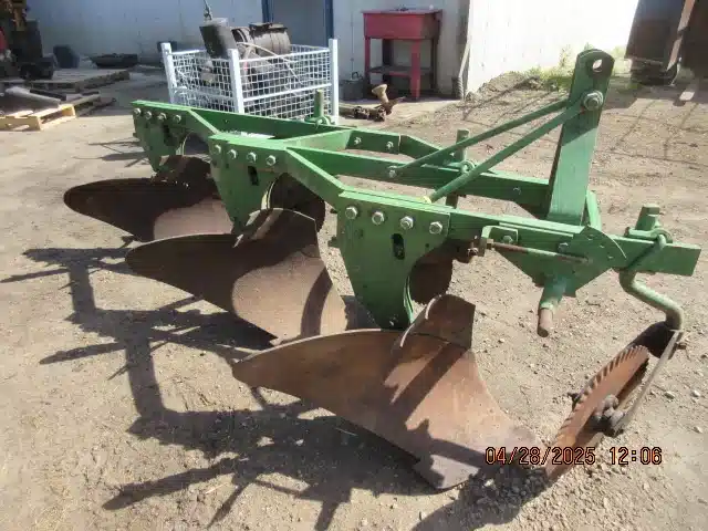 Used John Deere 3F Plow