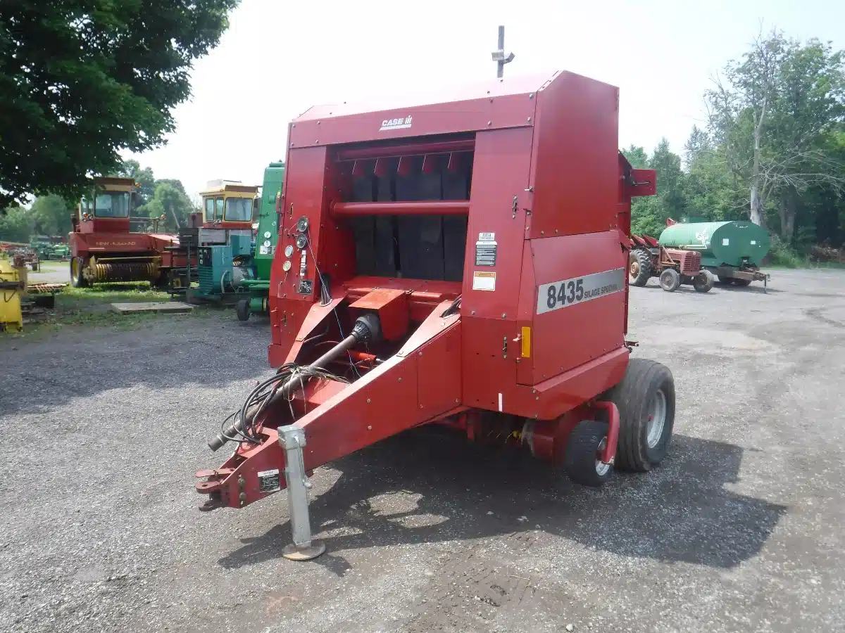 Used Case IH 8435 Round Baler