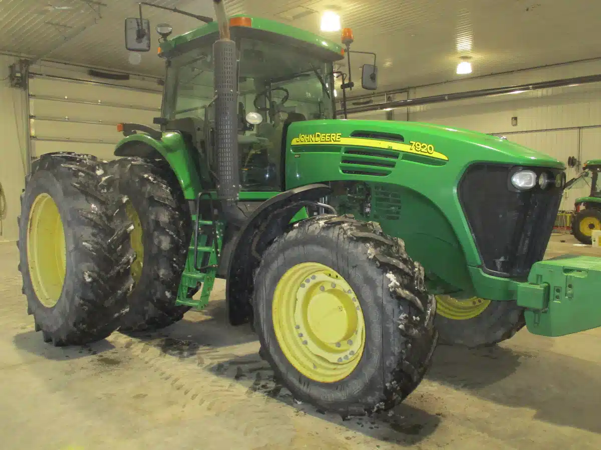 Used 2005 John Deere 7920 Tractor