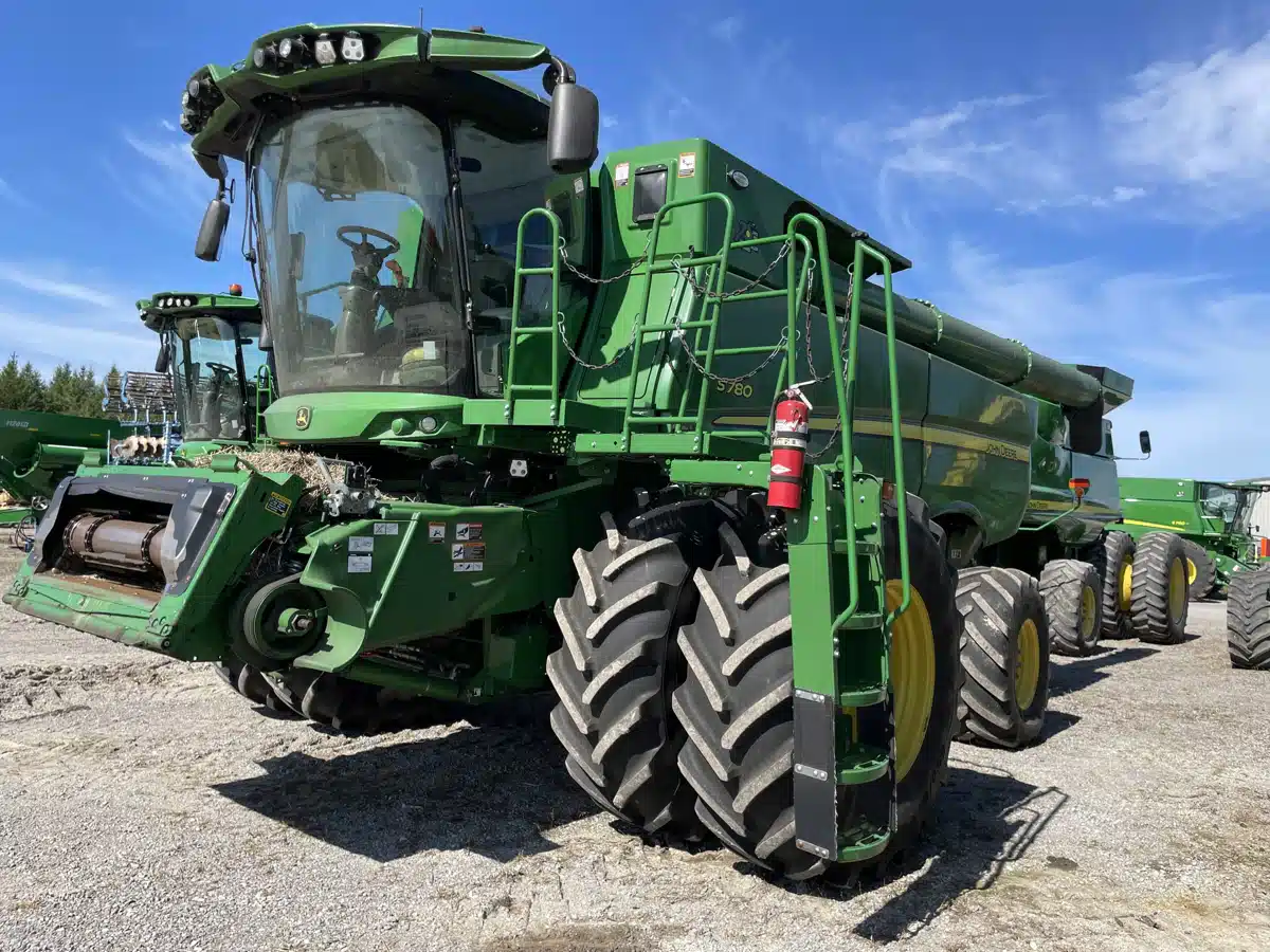 Used 2022 John Deere S780 Combine