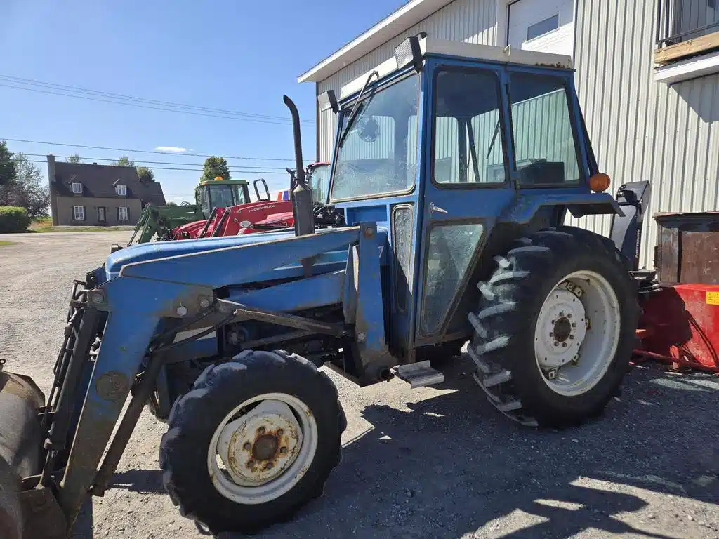 Used 1986 Ford 2110 Tractor