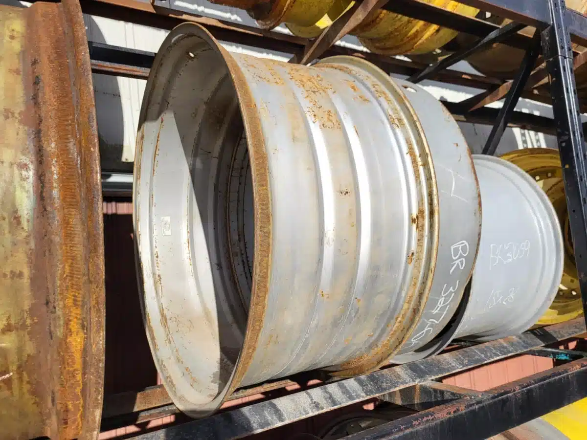 Used Unverferth 18X38 Rims