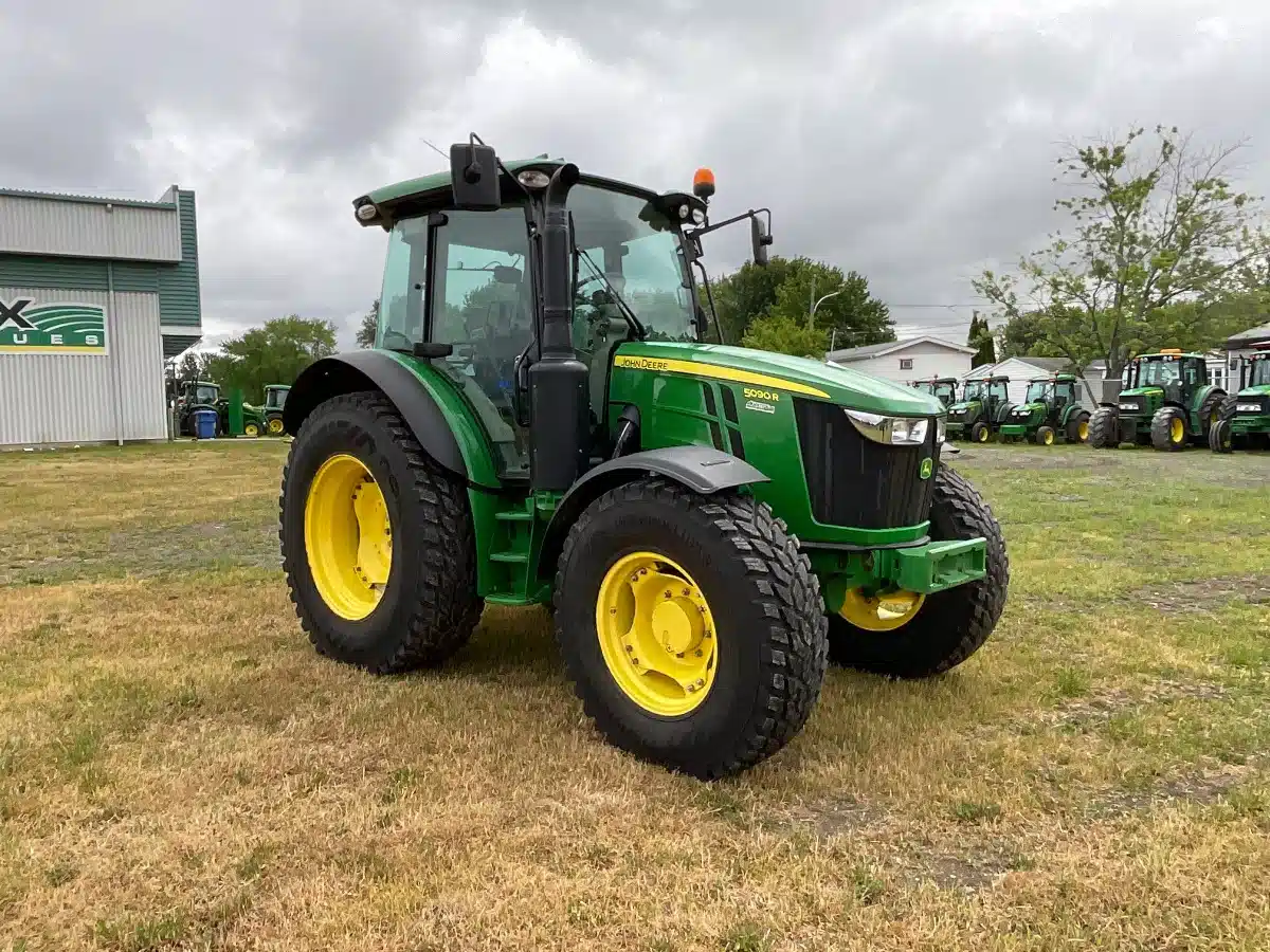 Used 2018 John Deere 5090R Tractor | AgDealer