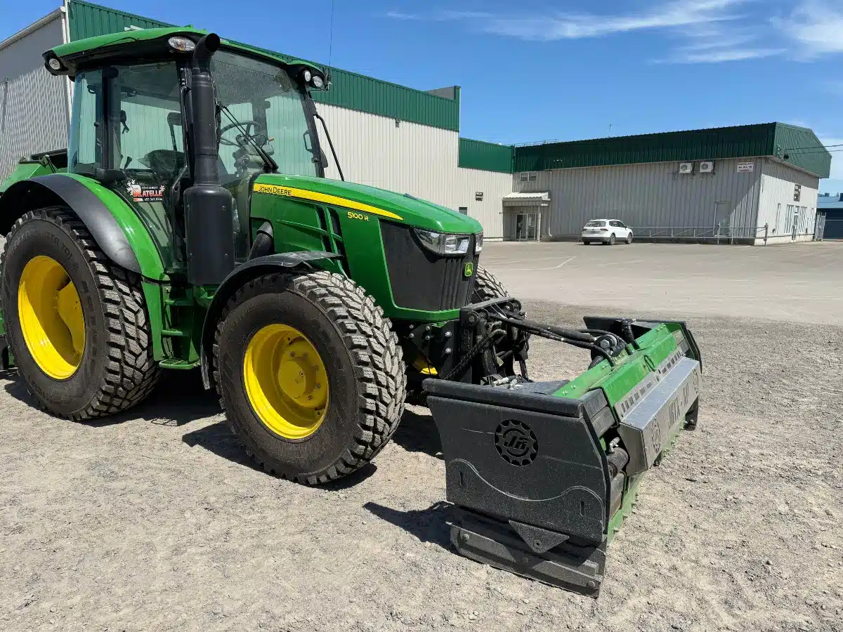 Used 2021 John Deere 5090R Tractor | AgDealer