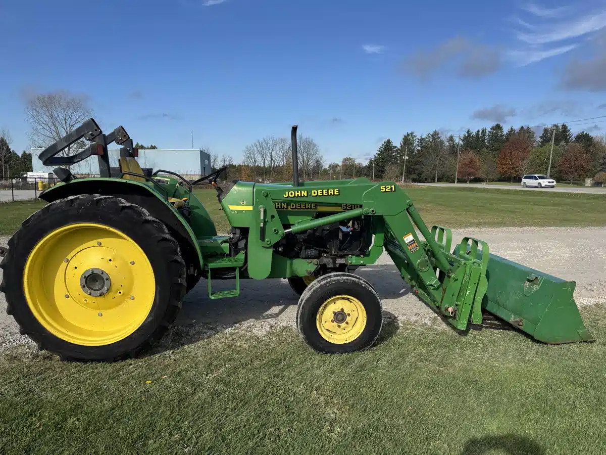 Used 2000 John Deere 5210 Tractor