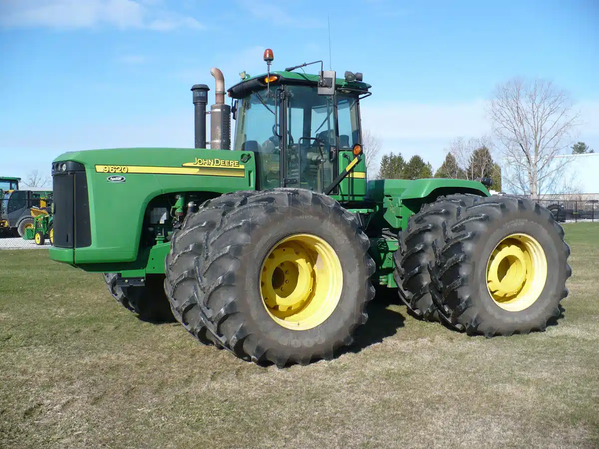 Used 2006 John Deere 9620 Tractor