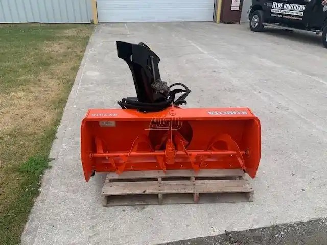 Used Kubota BX2816 Snow Blower
