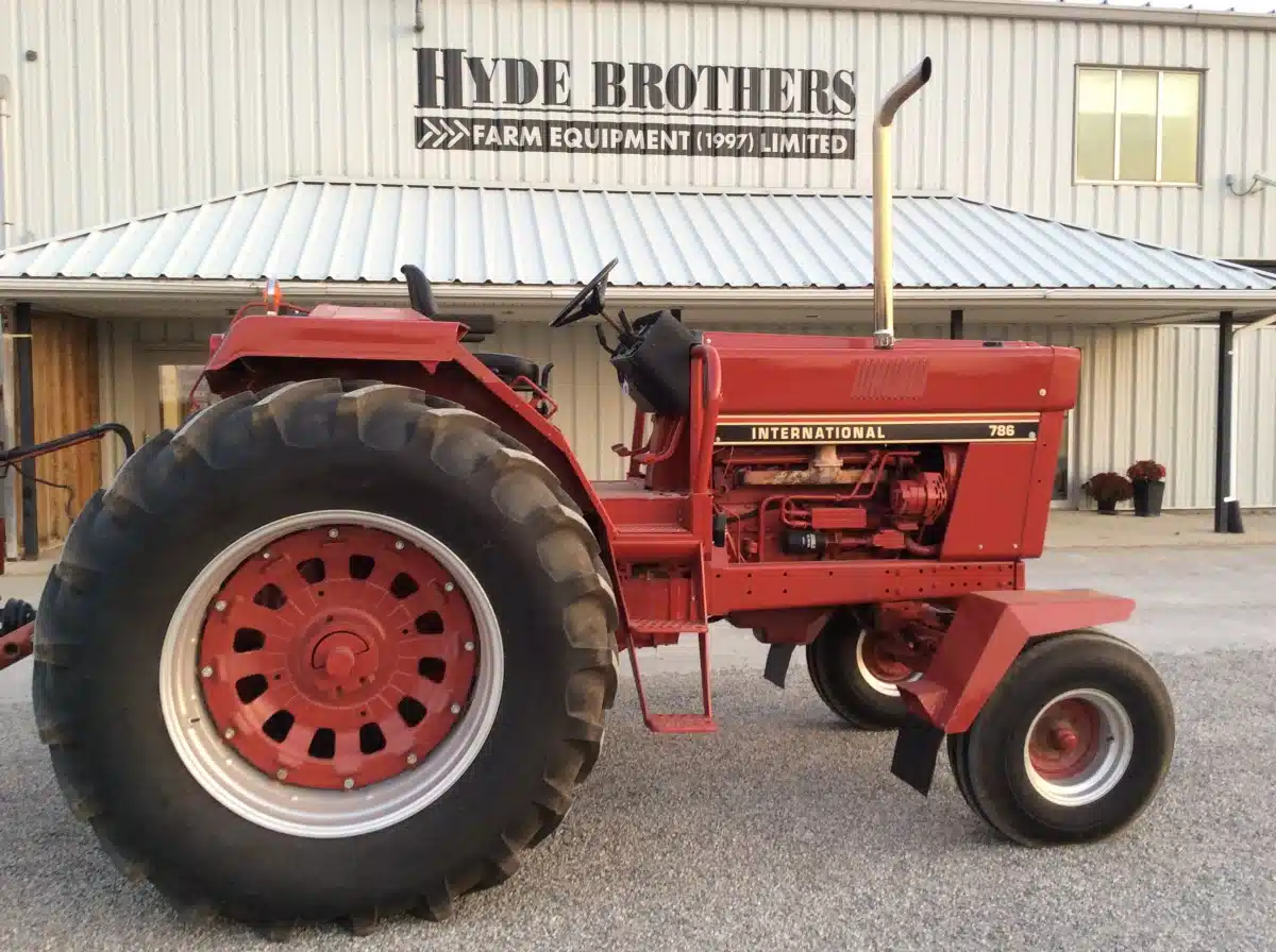 Used 1980 International Harvester 786 Tractor | AgDealer